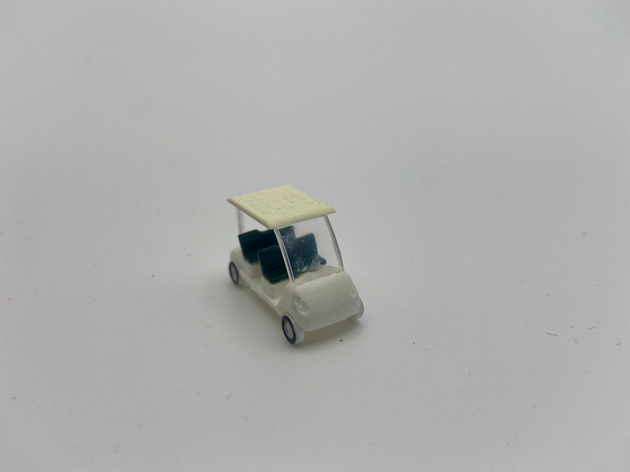 N Scale Golf Carts (5pcs) – Rock Island Hobby